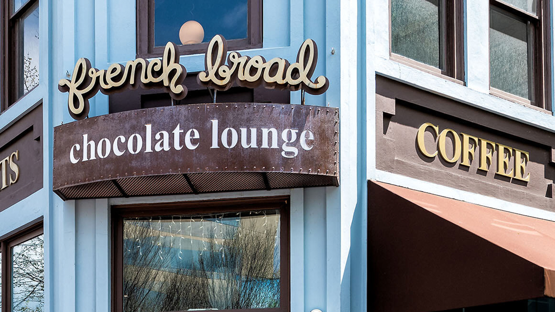 Popular Building Signage Trends to Watch For - Contact Us ...